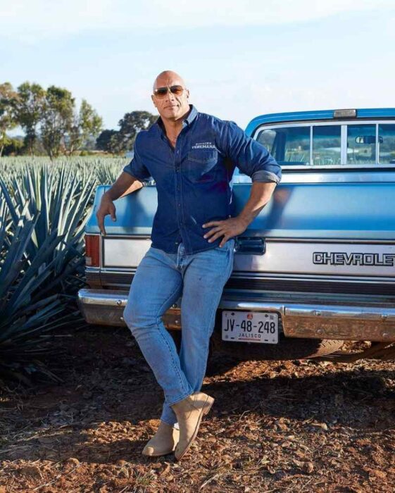 Dwayne Johnson measurements, bio, height, weight, and shoe size