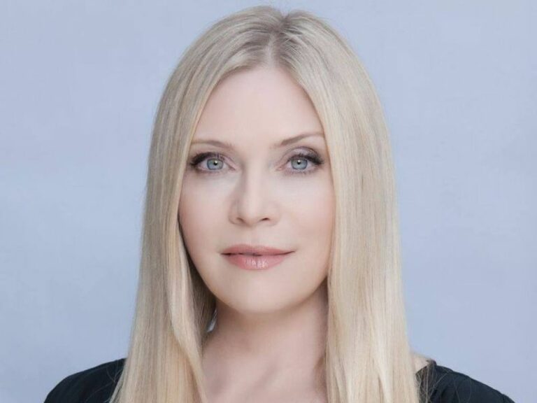 Emily Procter measurements, bio, height, weight, shoe and bra size