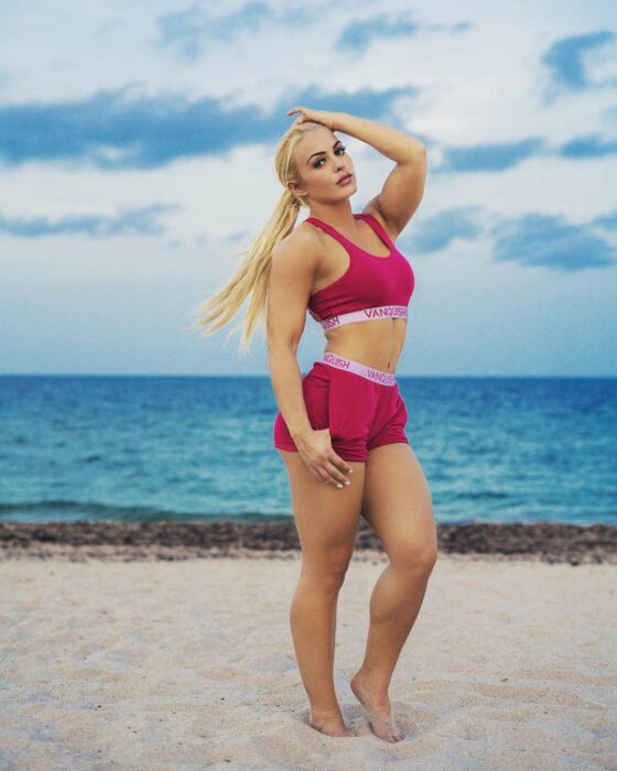 Amanda Saccomanno measurements, bio, height, weight, shoe, and bra size