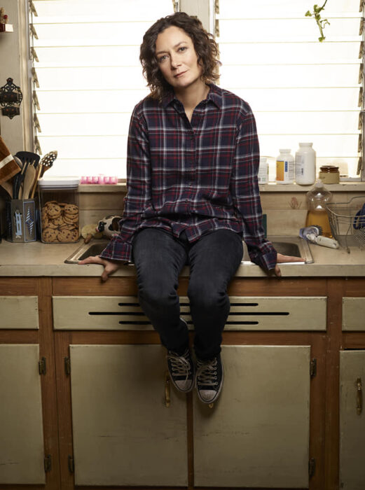 Sara Gilbert measurements, bio, height, weight, shoe and bra size