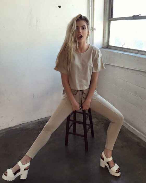Alissa Violet measurements, bio, height, weight, shoe, and bra size